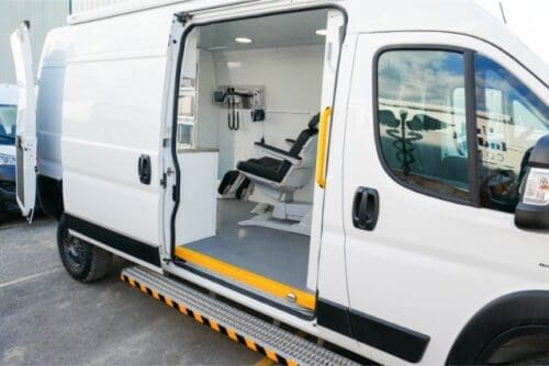 Mobile Blood Draw Units vs. Traditional Phlebotomy Labs